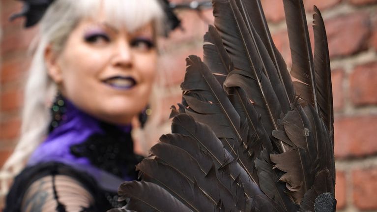 Tuska-festivaalilla yleisö ei säästele tyylissä – katso kuvakooste ...