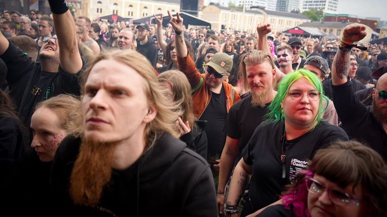 Tuska-festivaalilla yleisö ei säästele tyylissä – katso kuvakooste ...