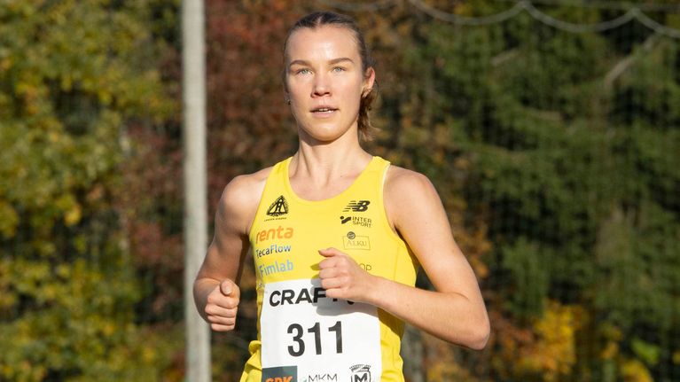 Ilona Mononen besegrade Nathalie Blomqvist och fixade EM-gränsen ...
