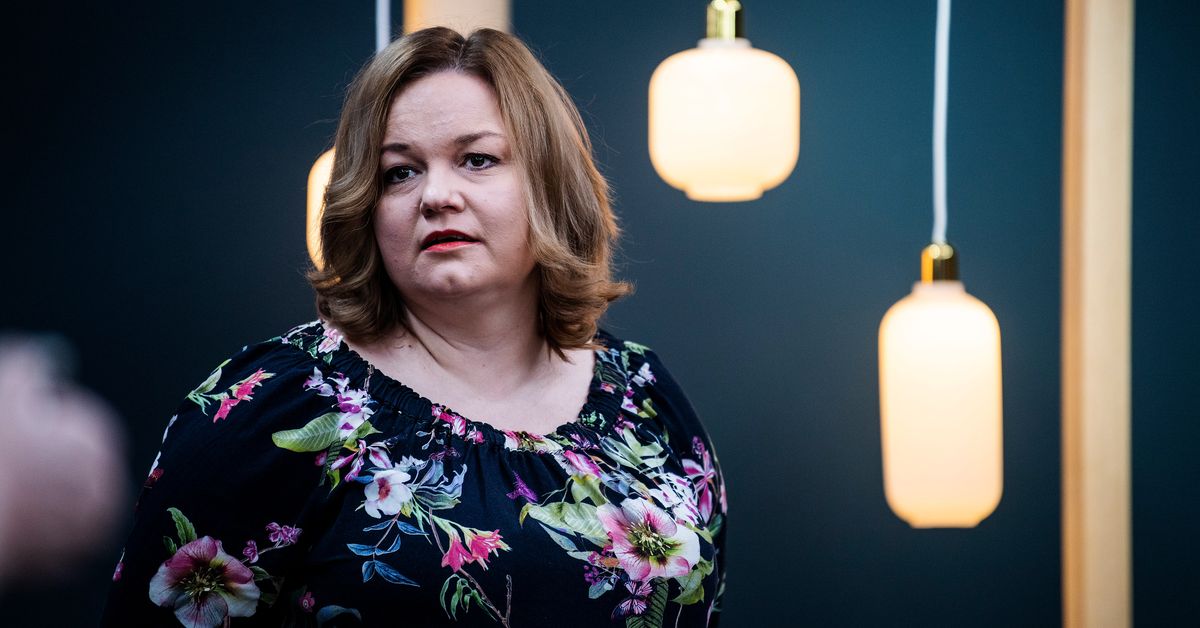 Ylen tieto: Krista Kiuru palaa perhevapaalta ministeriksi torstaina | Yle