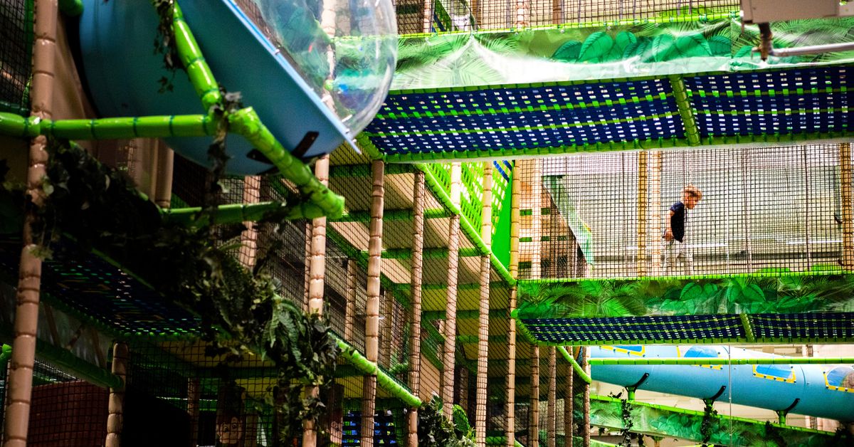 Hoplop to close 5 play parks, cut 70 jobs | Yle News | Yle