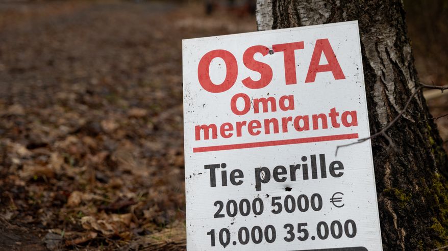 Kymmenet ostivat ranta­tontin Kaarinasta alueelta, joka on pilaantunut ...
